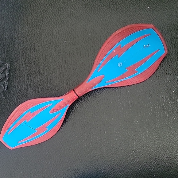 Razor | Other | Razor Ripstik Dynamic Blue And Red Skateboard | Poshmark